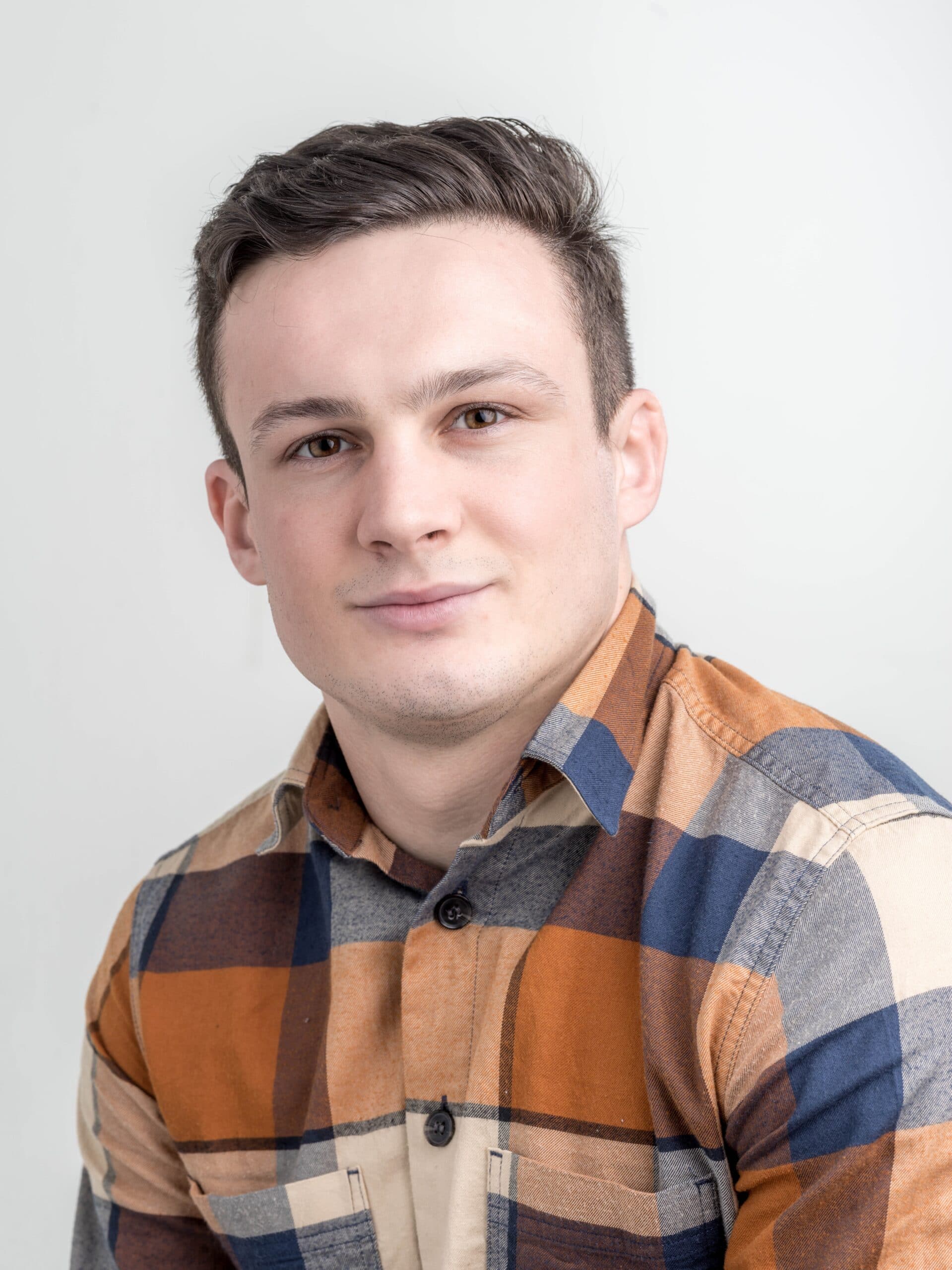 Questions Réponses avec Arthur SOLER - Ad'hoc Conseil Immobilier ...